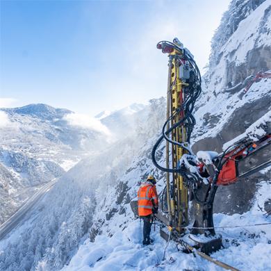 Falaise de La Praz : un chantier spectaculaire - Savoie.fr